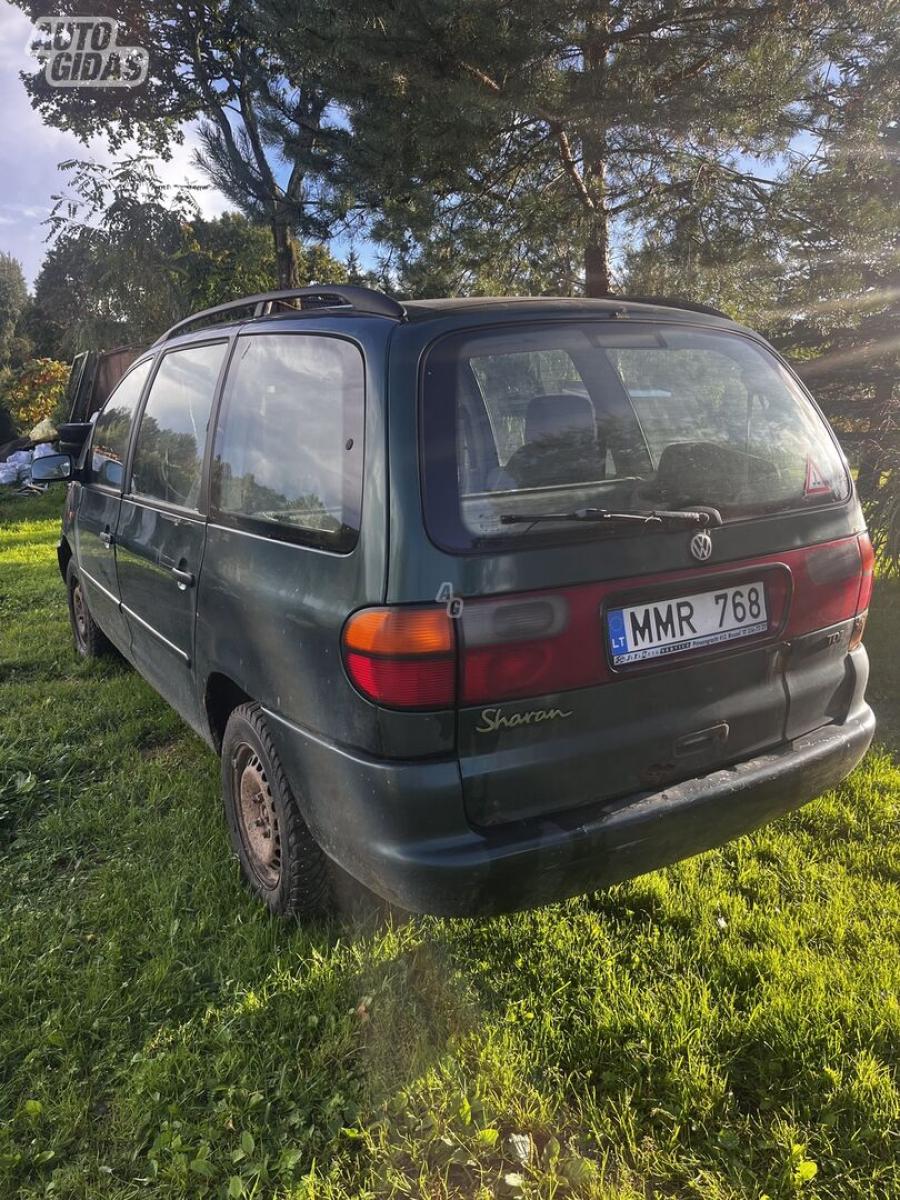 Volkswagen Sharan 2001 in Vilnius, with an engine capacity of 1.90 L and mileage of 410 thousand km for 600 €, photo 3 on AUTOMOTO.COM.LV