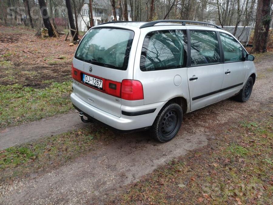 Volkswagen Sharan 2002 Jūrmala, ar dzinēja tilpumu 2.00 L un nobraukumu 333 tūkst. km par 1350 €, foto 4 vietnē AUTOMOTO.COM.LV