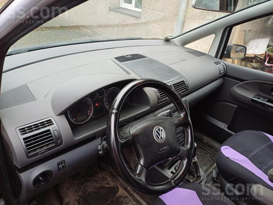 Volkswagen Sharan 2002 Jūrmala, ar dzinēja tilpumu 2.00 L un nobraukumu 333 tūkst. km par 1350 €, foto 11 vietnē AUTOMOTO.COM.LV