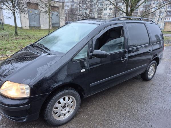 Volkswagen Sharan 2002 Viļņa, ar dzinēja tilpumu 2.00 L un nobraukumu 25 tūkst. km par 880 €, foto 1 vietnē AUTOMOTO.COM.LV