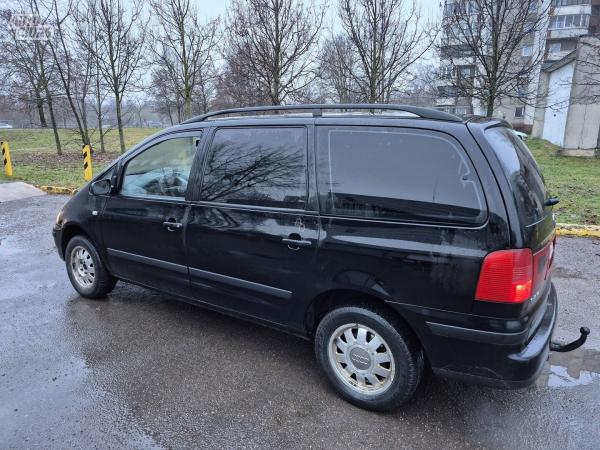 Volkswagen Sharan 2002 Viļņa, ar dzinēja tilpumu 2.00 L un nobraukumu 25 tūkst. km par 880 €, foto 3 vietnē AUTOMOTO.COM.LV