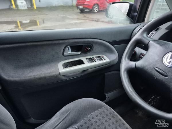 Volkswagen Sharan 2002 Viļņa, ar dzinēja tilpumu 2.00 L un nobraukumu 25 tūkst. km par 880 €, foto 7 vietnē AUTOMOTO.COM.LV