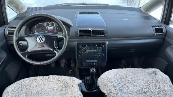 Volkswagen Sharan 2002 Rēzekne, ar dzinēja tilpumu 1.90 L un nobraukumu 0 tūkst. km par 1350 €, foto 8 vietnē AUTOMOTO.COM.LV