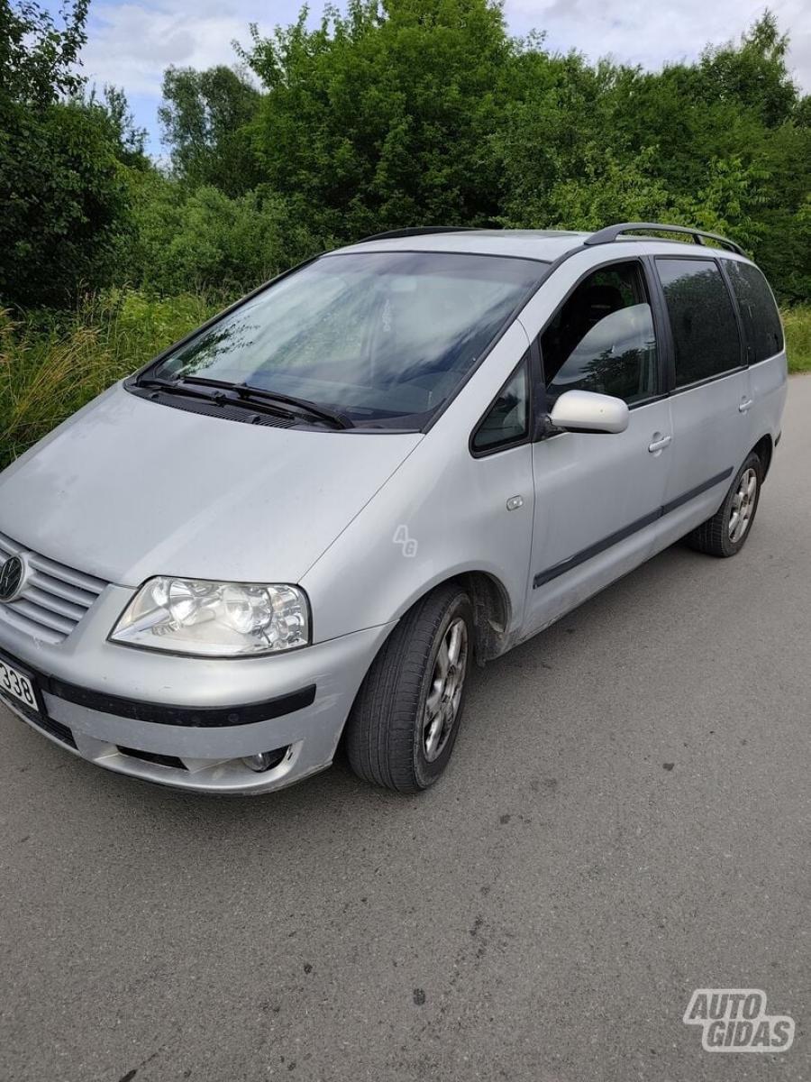 Volkswagen Sharan 2002 Viļņa, ar dzinēja tilpumu 1.90 L un nobraukumu 260 tūkst. km par 1750 €, foto 3 vietnē AUTOMOTO.COM.LV