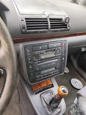 Volkswagen Sharan 2002 Viļņa, ar dzinēja tilpumu 1.90 L un nobraukumu 260 tūkst. km par 1750 €, foto 10 vietnē AUTOMOTO.COM.LV