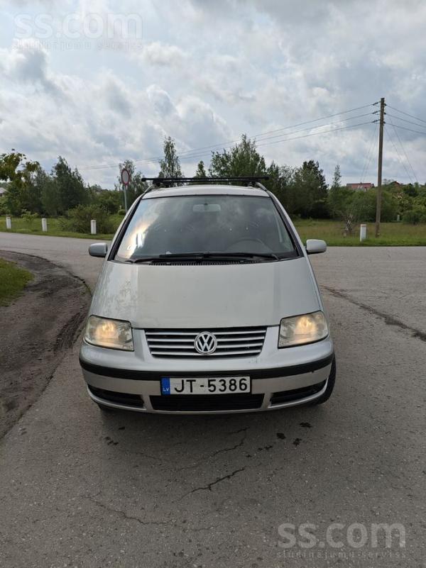 Volkswagen Sharan 2003 in Aizkraukle, with an engine capacity of 1.90 L and mileage of 396 thousand km for 7500 €, photo 7 on AUTOMOTO.COM.LV