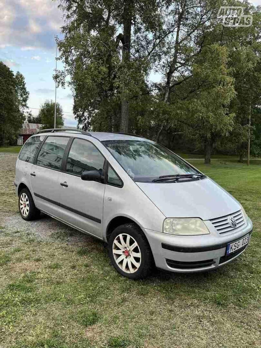 Volkswagen Sharan 2003 in Telschi, with an engine capacity of 1.90 L and mileage of 290 thousand km for 850 €, photo 1 on AUTOMOTO.COM.LV