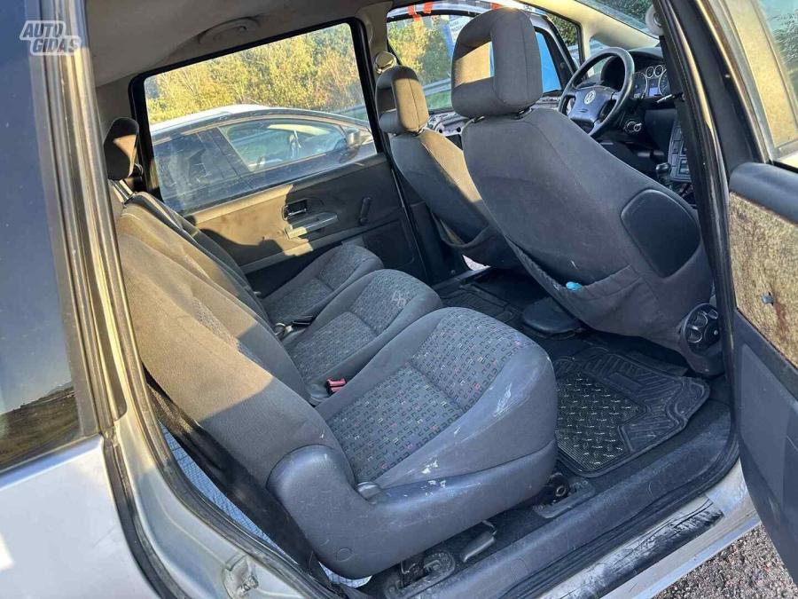Volkswagen Sharan 2003 in Telschi, with an engine capacity of 1.90 L and mileage of 290 thousand km for 850 €, photo 6 on AUTOMOTO.COM.LV