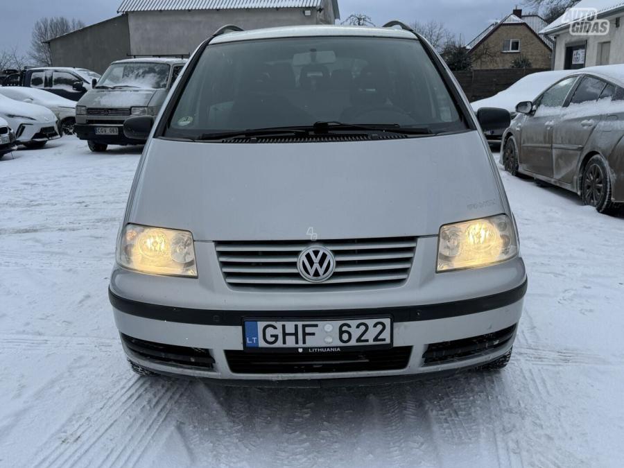 Volkswagen Sharan 2003 Šauļi, ar dzinēja tilpumu 1.90 L un nobraukumu 322 tūkst. km par 1400 €, foto 2 vietnē AUTOMOTO.COM.LV