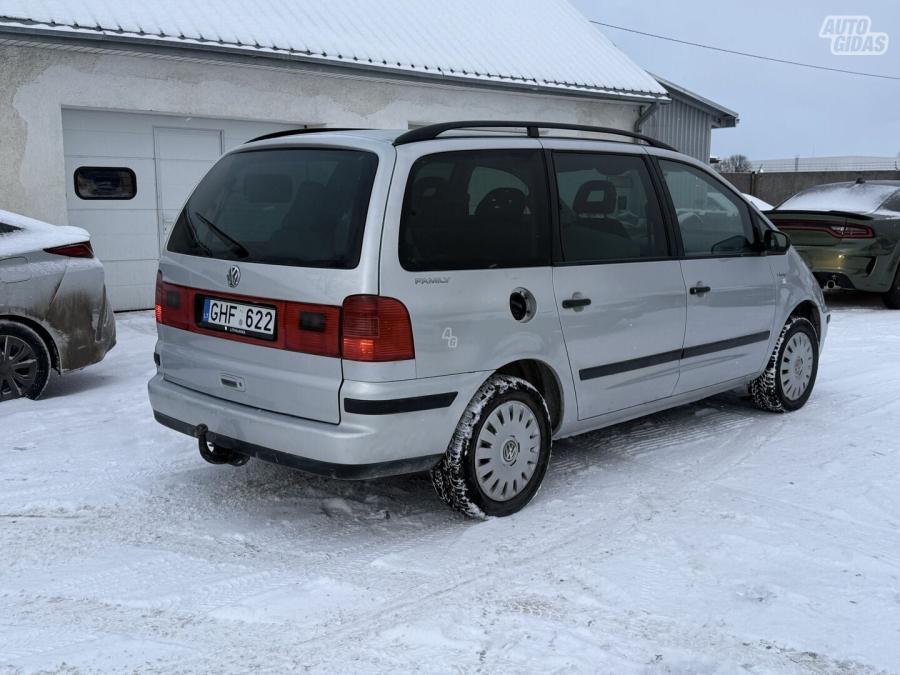 Volkswagen Sharan 2003 Šauļi, ar dzinēja tilpumu 1.90 L un nobraukumu 322 tūkst. km par 1400 €, foto 5 vietnē AUTOMOTO.COM.LV