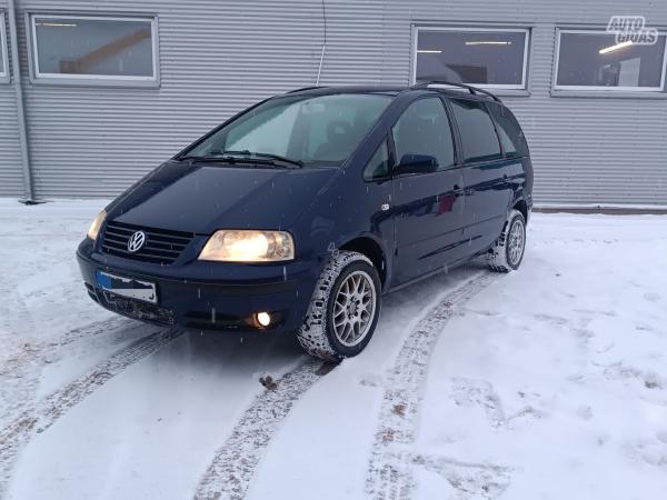 Volkswagen Sharan 2003 in Siauliai, with an engine capacity of 1.90 L and mileage of 200 thousand km for 1650 €, photo 7 on AUTOMOTO.COM.LV