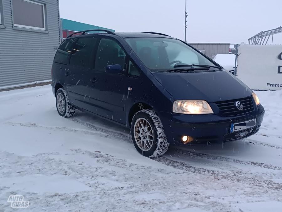 Volkswagen Sharan 2003 Šauļi, ar dzinēja tilpumu 1.90 L un nobraukumu 200 tūkst. km par 1650 €, foto 1 vietnē AUTOMOTO.COM.LV