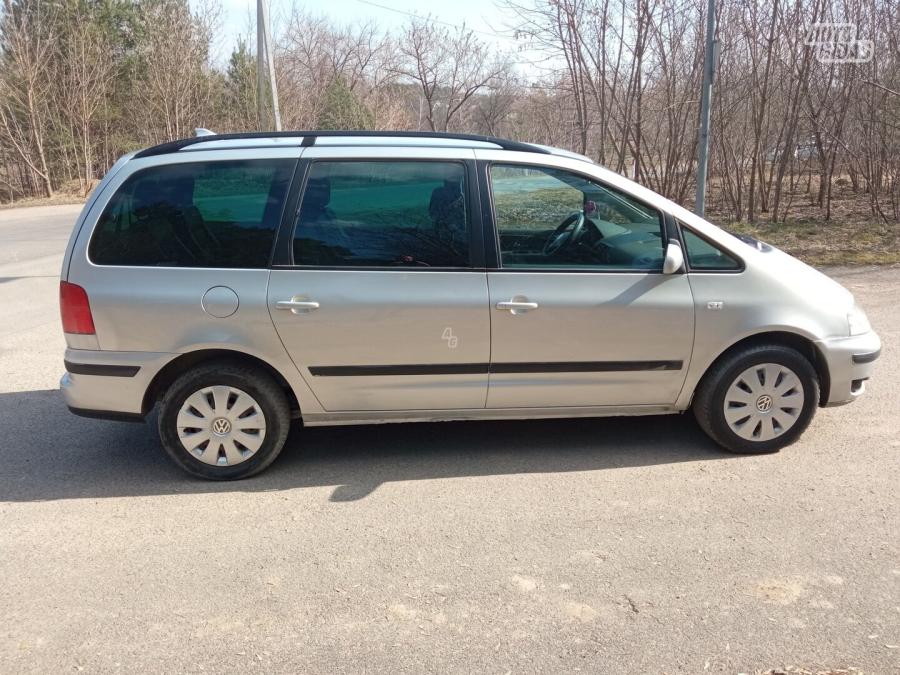 Volkswagen Sharan 2003 in Vilnius, with an engine capacity of 1.90 L and mileage of 260 thousand km for 1990 €, photo 7 on AUTOMOTO.COM.LV