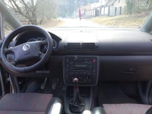 Volkswagen Sharan 2003 in Vilnius, with an engine capacity of 1.90 L and mileage of 260 thousand km for 1990 €, photo 17 on AUTOMOTO.COM.LV