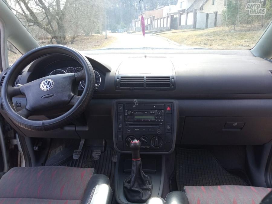 Volkswagen Sharan 2003 in Vilnius, with an engine capacity of 1.90 L and mileage of 260 thousand km for 1990 €, photo 17 on AUTOMOTO.COM.LV