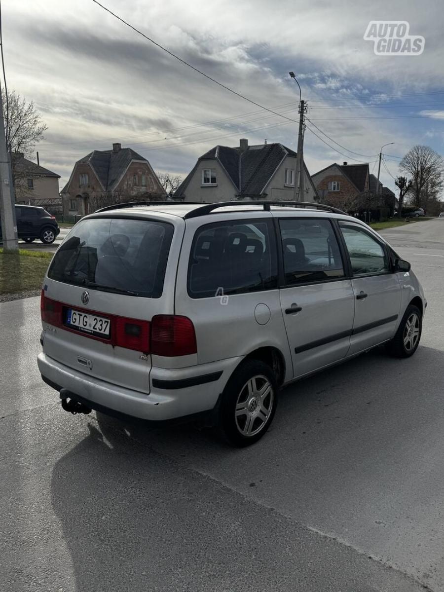 Volkswagen Sharan 2003 Šauļi, ar dzinēja tilpumu 1.90 L un nobraukumu 380 tūkst. km par 1550 €, foto 5 vietnē AUTOMOTO.COM.LV