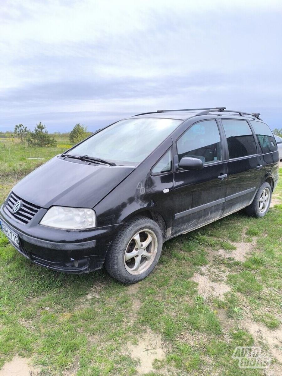 Volkswagen Sharan 2003 Klaipėda, ar dzinēja tilpumu 1.90 L un nobraukumu 263 tūkst. km par 650 €, foto 1 vietnē AUTOMOTO.COM.LV