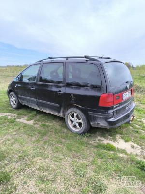Volkswagen Sharan 2003 Klaipėda, ar dzinēja tilpumu 1.90 L un nobraukumu 263 tūkst. km par 650 €, foto 4 vietnē AUTOMOTO.COM.LV