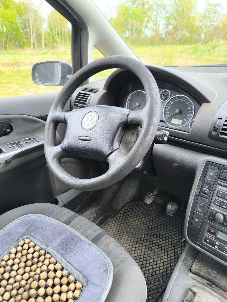 Volkswagen Sharan 2003 Klaipėda, ar dzinēja tilpumu 1.90 L un nobraukumu 263 tūkst. km par 650 €, foto 5 vietnē AUTOMOTO.COM.LV