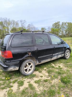 Volkswagen Sharan 2003 Klaipėda, ar dzinēja tilpumu 1.90 L un nobraukumu 263 tūkst. km par 650 €, foto 7 vietnē AUTOMOTO.COM.LV