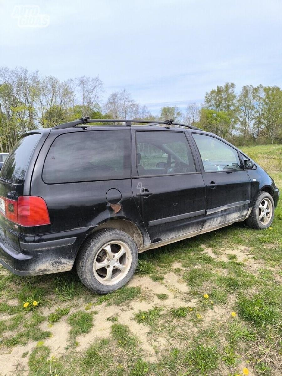 Volkswagen Sharan 2003 Klaipėda, ar dzinēja tilpumu 1.90 L un nobraukumu 263 tūkst. km par 650 €, foto 7 vietnē AUTOMOTO.COM.LV