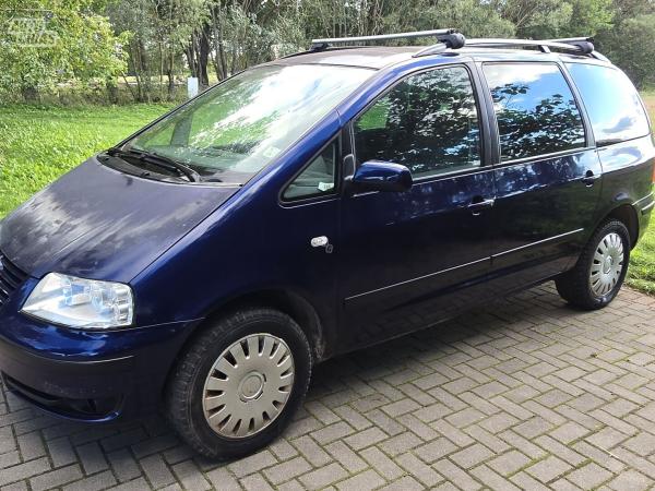 Volkswagen Sharan 2003 in Telschi, with an engine capacity of 2.00 L and mileage of 30 thousand km for 680 €, photo 4 on AUTOMOTO.COM.LV
