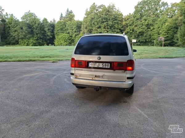 Volkswagen Sharan 2003 in Silale, with an engine capacity of 1.90 L and mileage of 300 thousand km for 850 €, photo 5 on AUTOMOTO.COM.LV