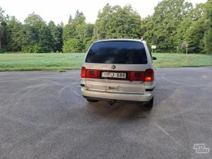 Volkswagen Sharan 2003 in Silale, with an engine capacity of 1.90 L and mileage of 300 thousand km for 850 €, photo 5 on AUTOMOTO.COM.LV