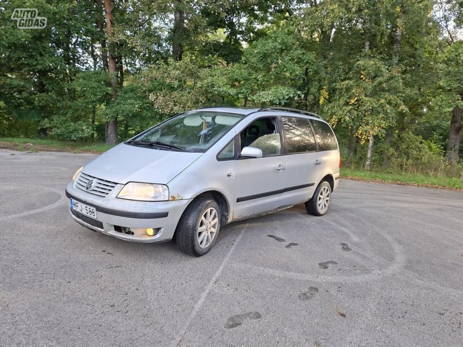 Volkswagen Sharan 2003 in Silale, with an engine capacity of 1.90 L and mileage of 300 thousand km for 850 €, photo 9 on AUTOMOTO.COM.LV