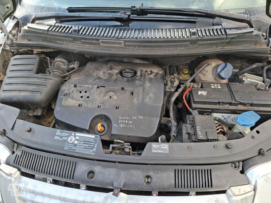 Volkswagen Sharan 2003 in Silale, with an engine capacity of 1.90 L and mileage of 300 thousand km for 850 €, photo 11 on AUTOMOTO.COM.LV
