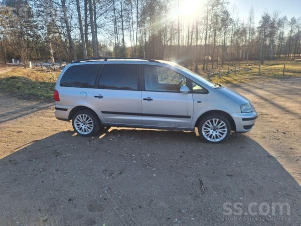 Volkswagen Sharan 2004 in Daugavpils, with an engine capacity of 1.90 L and mileage of 0 thousand km for 9800 €, photo 3 on AUTOMOTO.COM.LV