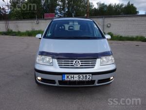 Volkswagen Sharan 2004 Rīga, ar dzinēja tilpumu 1.90 L un nobraukumu 294 tūkst. km par 2350 €, foto 3 vietnē AUTOMOTO.COM.LV