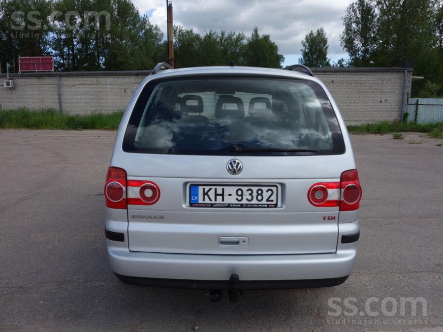 Volkswagen Sharan 2004 Rīga, ar dzinēja tilpumu 1.90 L un nobraukumu 294 tūkst. km par 2350 €, foto 4 vietnē AUTOMOTO.COM.LV