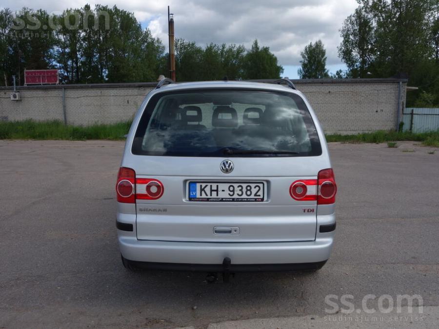 Volkswagen Sharan 2004 Rīga, ar dzinēja tilpumu 1.90 L un nobraukumu 294 tūkst. km par 2350 €, foto 18 vietnē AUTOMOTO.COM.LV