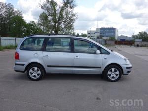 Volkswagen Sharan 2004 Rīga, ar dzinēja tilpumu 1.90 L un nobraukumu 294 tūkst. km par 2350 €, foto 23 vietnē AUTOMOTO.COM.LV