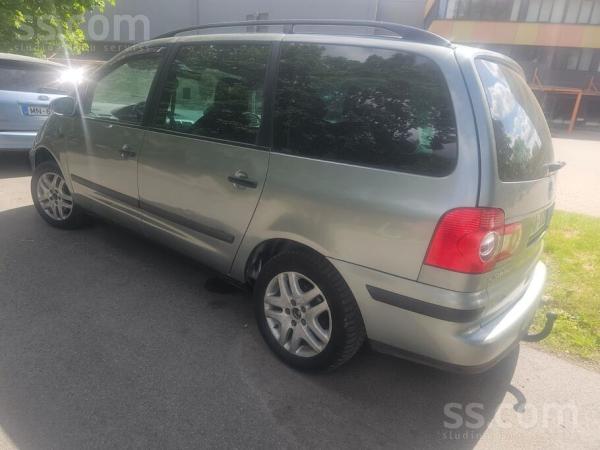 Volkswagen Sharan 2004 Rīga, ar dzinēja tilpumu 1.90 L un nobraukumu 0 tūkst. km par 2400 €, foto 5 vietnē AUTOMOTO.COM.LV