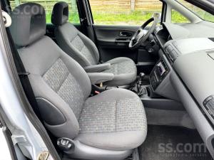 Volkswagen Sharan 2004 Saldus, ar dzinēja tilpumu 1.90 L un nobraukumu 0 tūkst. km par 2350 €, foto 16 vietnē AUTOMOTO.COM.LV