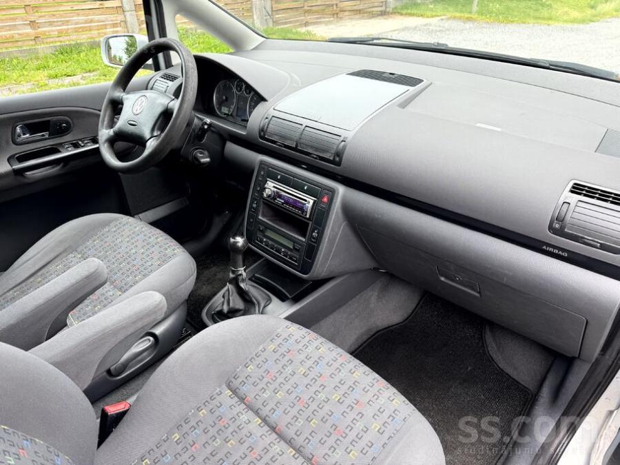 Volkswagen Sharan 2004 Saldus, ar dzinēja tilpumu 1.90 L un nobraukumu 0 tūkst. km par 2350 €, foto 17 vietnē AUTOMOTO.COM.LV