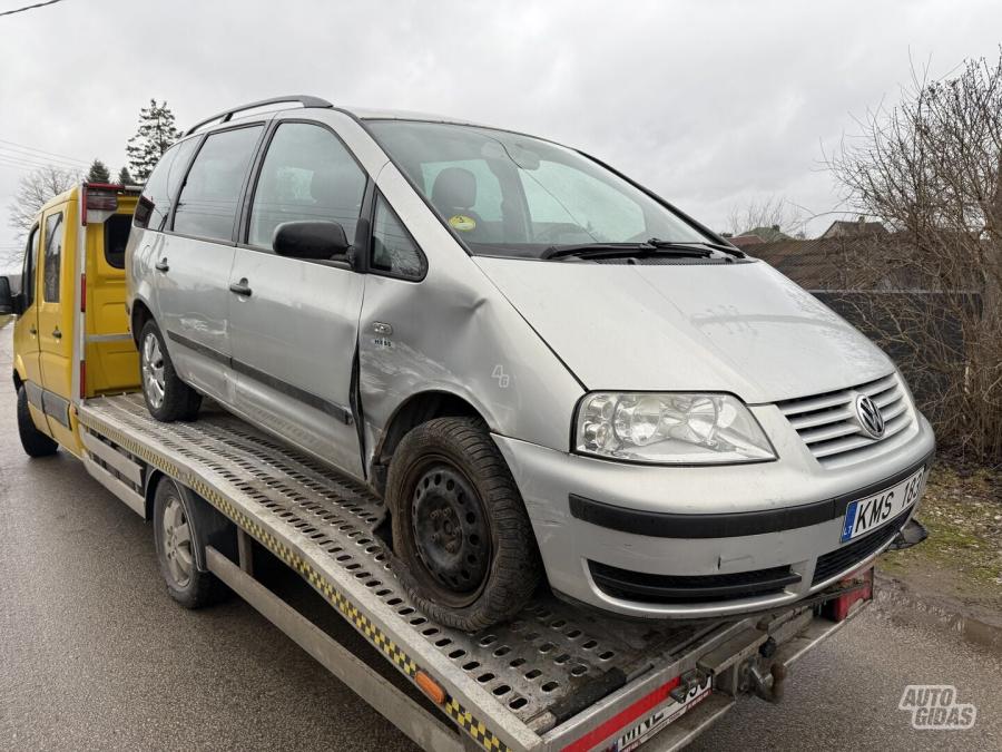 Volkswagen Sharan 2004 Kauņa, ar dzinēja tilpumu 1.90 L un nobraukumu 300 tūkst. km par 450 €, foto 1 vietnē AUTOMOTO.COM.LV