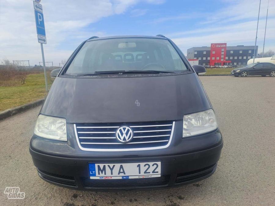 Volkswagen Sharan 2004 in Telschi, with an engine capacity of 1.90 L and mileage of 313 thousand km for 1850 €, photo 2 on AUTOMOTO.COM.LV