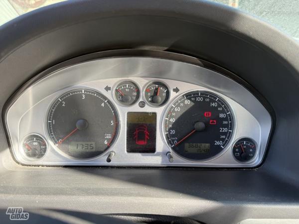 Volkswagen Sharan 2004 in Vilnius, with an engine capacity of 1.90 L and mileage of 370 thousand km for 1000 €, photo 5 on AUTOMOTO.COM.LV
