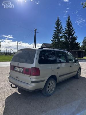 Volkswagen Sharan 2004 Kelmė, ar dzinēja tilpumu 1.90 L un nobraukumu 300 tūkst. km par 1000 €, foto 5 vietnē AUTOMOTO.COM.LV
