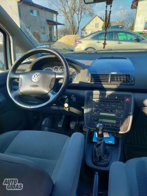 Volkswagen Sharan 2004 in Vilnius, with an engine capacity of 1.90 L and mileage of 274 thousand km for 1750 €, photo 9 on AUTOMOTO.COM.LV