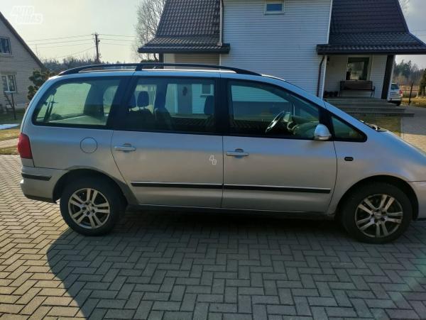 Volkswagen Sharan 2004 in Vilnius, with an engine capacity of 1.90 L and mileage of 274 thousand km for 1750 €, photo 10 on AUTOMOTO.COM.LV