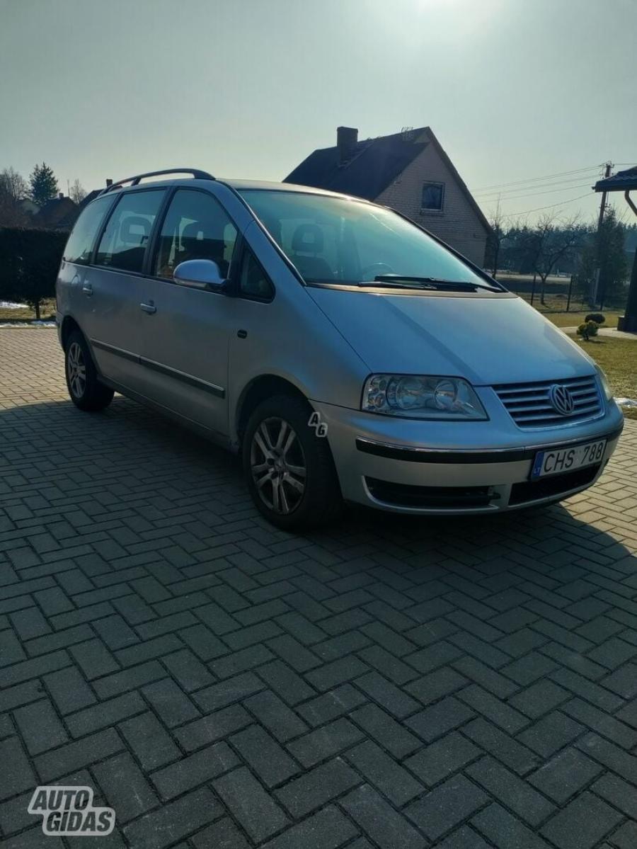 Volkswagen Sharan 2004 in Vilnius, with an engine capacity of 1.90 L and mileage of 274 thousand km for 1750 €, photo 13 on AUTOMOTO.COM.LV