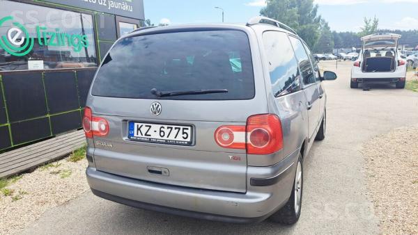 Фольксваген Шаран 2004 в Рига, объемом двигателя 1.90 л и пробегом 263 тыс. км за 1690 €, фото 2 на AUTOMOTO.COM.LV