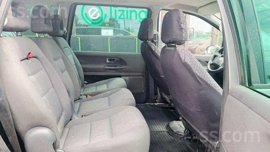 Volkswagen Sharan 2004 Rīga, ar dzinēja tilpumu 1.90 L un nobraukumu 263 tūkst. km par 1690 €, foto 12 vietnē AUTOMOTO.COM.LV