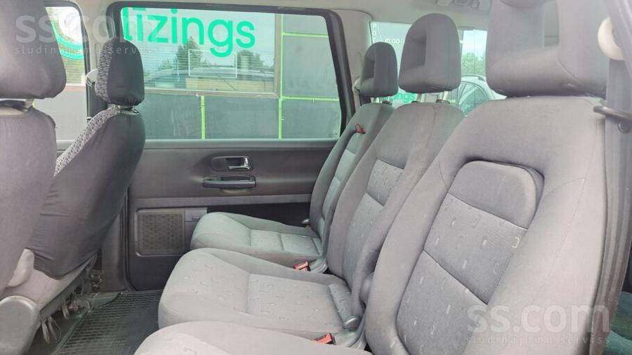 Volkswagen Sharan 2004 Rīga, ar dzinēja tilpumu 1.90 L un nobraukumu 263 tūkst. km par 1690 €, foto 13 vietnē AUTOMOTO.COM.LV