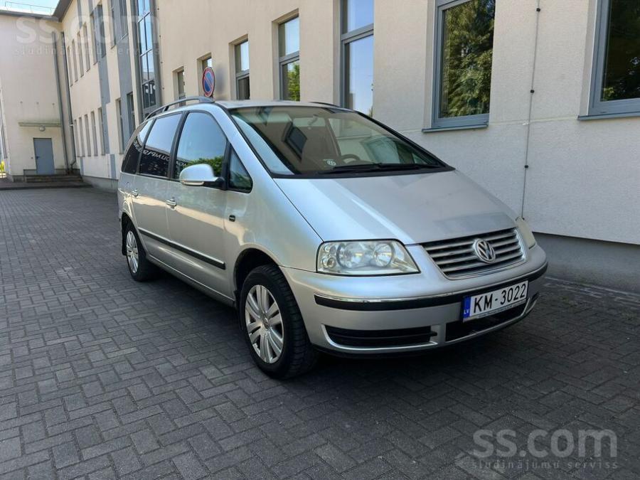 Volkswagen Sharan 2005 in Jelgava, with an engine capacity of 1.90 L and mileage of 266 thousand km for 2950 €, photo 1 on AUTOMOTO.COM.LV
