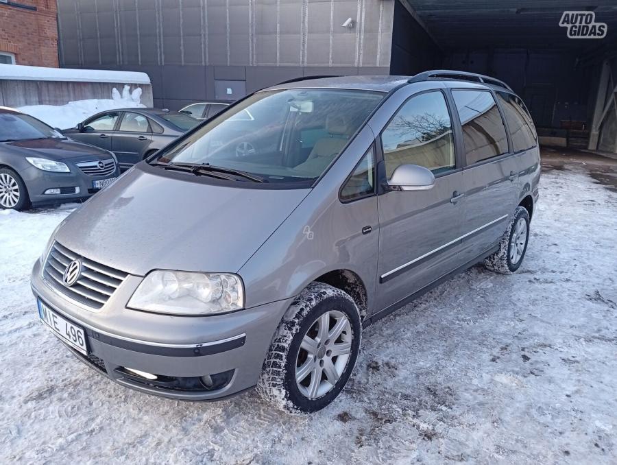 Volkswagen Sharan 2005 in Telschi, with an engine capacity of 1.90 L and mileage of 436 thousand km for 2400 €, photo 1 on AUTOMOTO.COM.LV